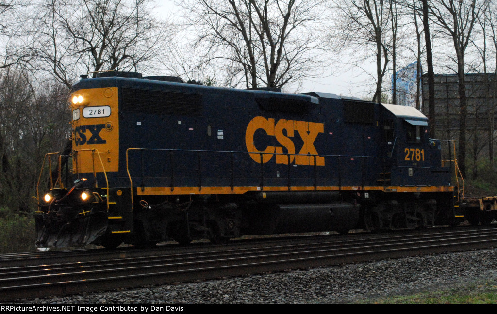 CSX GP38-2 2781 leads C964-31